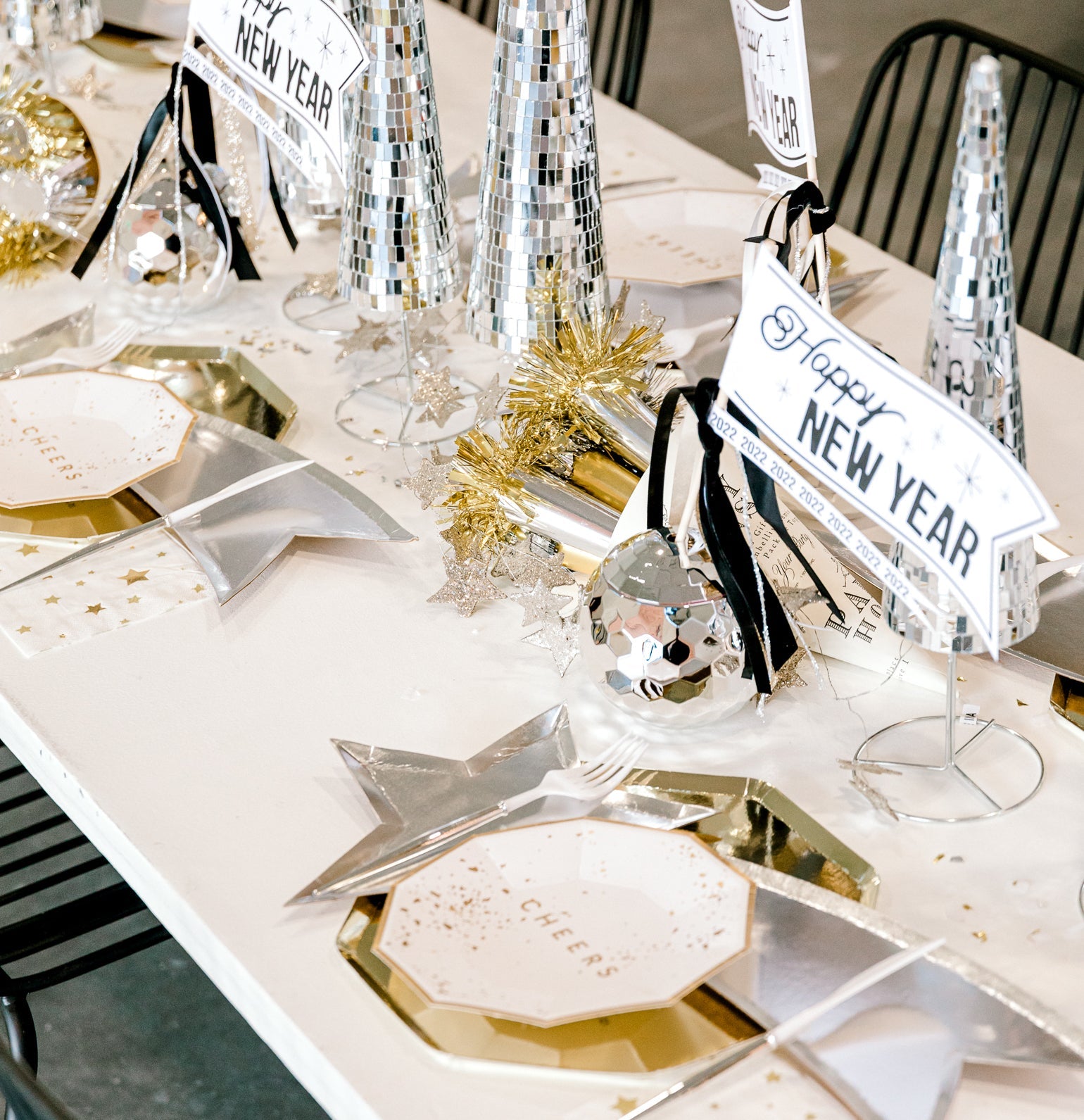 NEW YEAR'S EVE PARTY SUPPLIES – Bonjour Fête