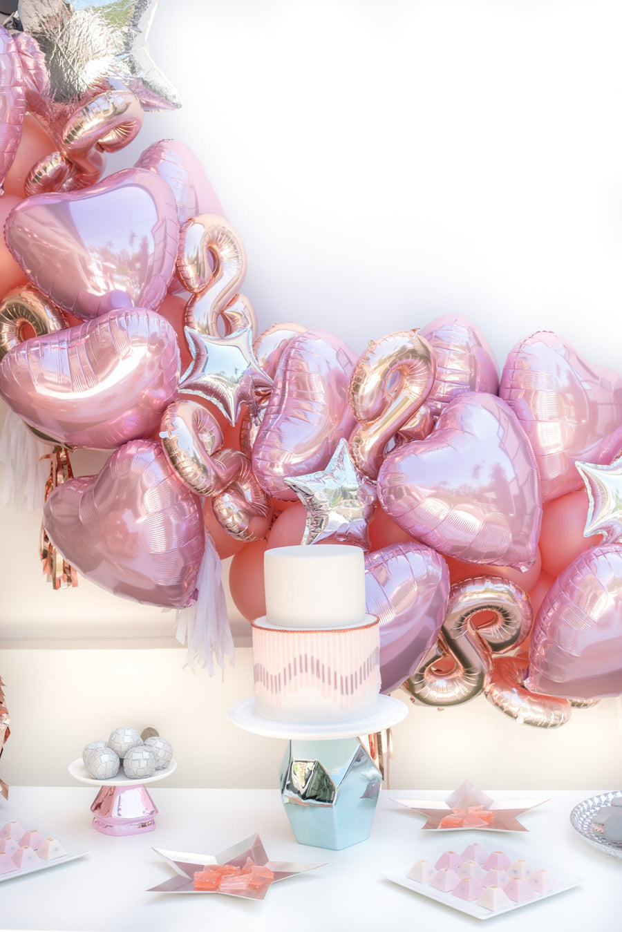 How to Throw the Perfect Pop Star Party | Planning Guide & Ideas ...