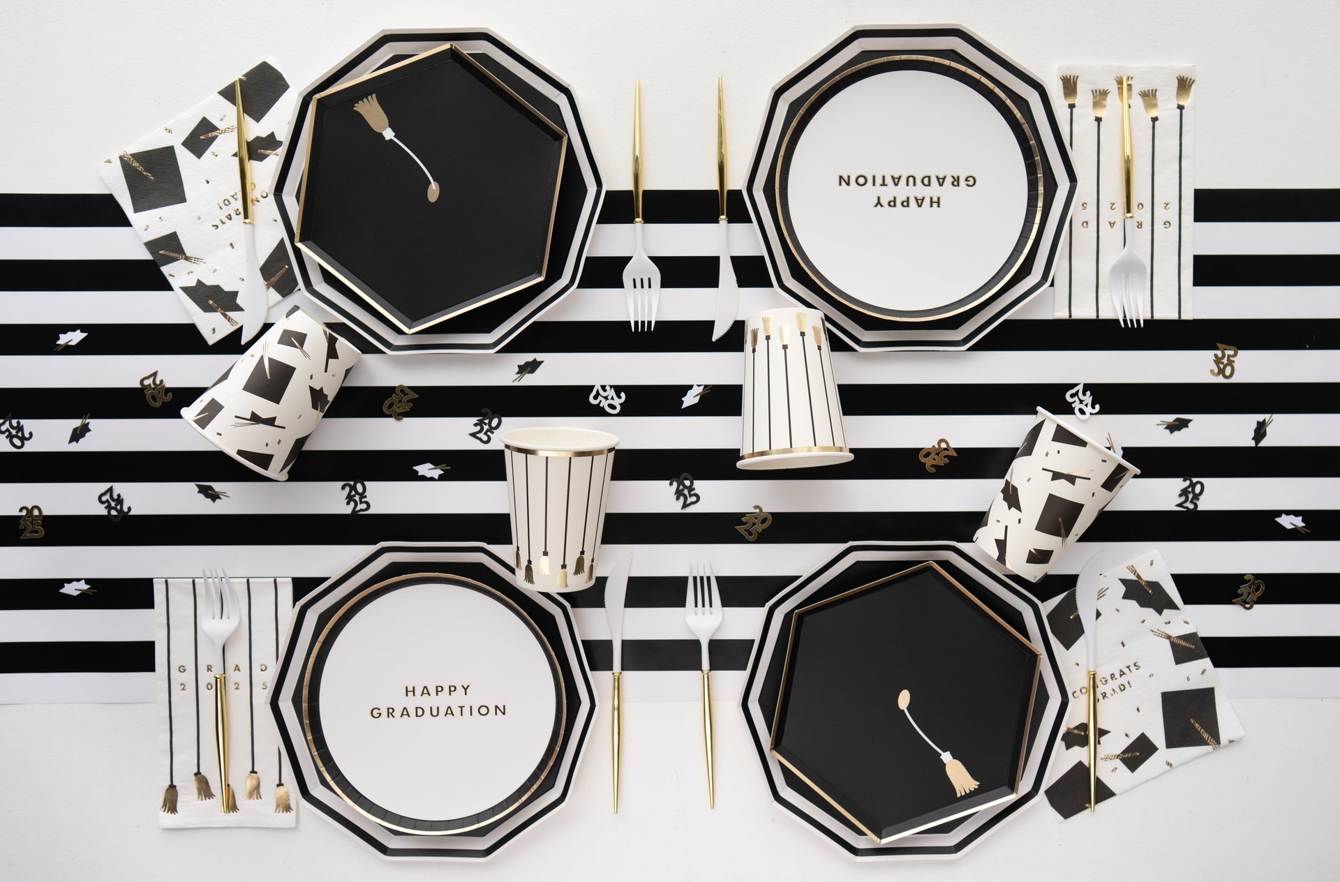 How to Host a Luxury Graduation Party on a Budget | Bonjour Fête ...