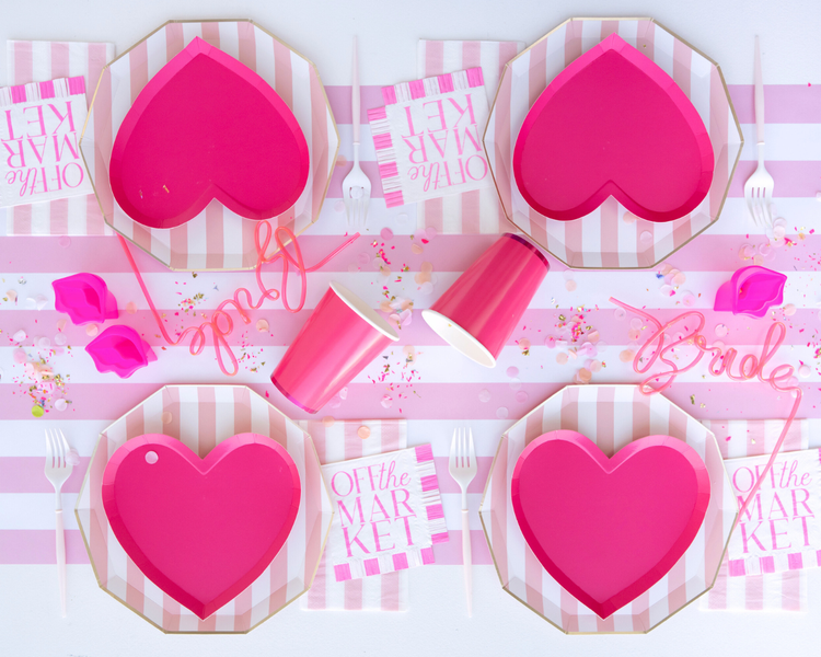 How to Use Paper Table Runners to Style Your Party Table – Bonjour Fête