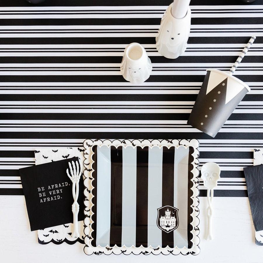WEDNESDAY BLACK STRIPE PLATES – Bonjour Fête